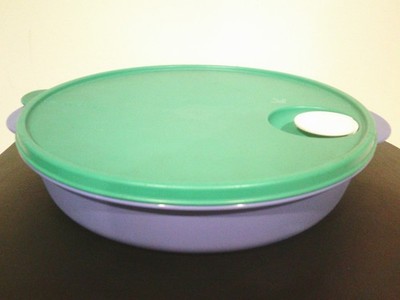 Tupperware Large Heat & Serve Eat Divided Vented Microwave reheatabl ...