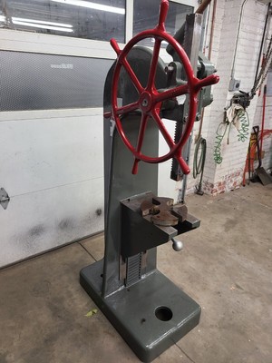 Fabrication - Arbor Press Model