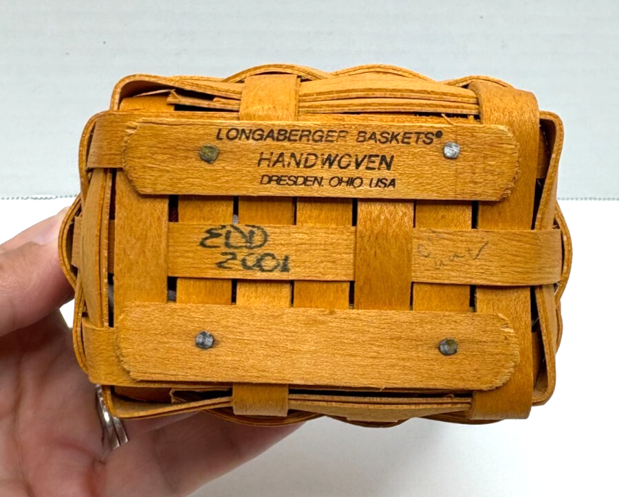 LONGABERGER 2001 Small Wall Pocket Basket w/OG Red Liner | eBay