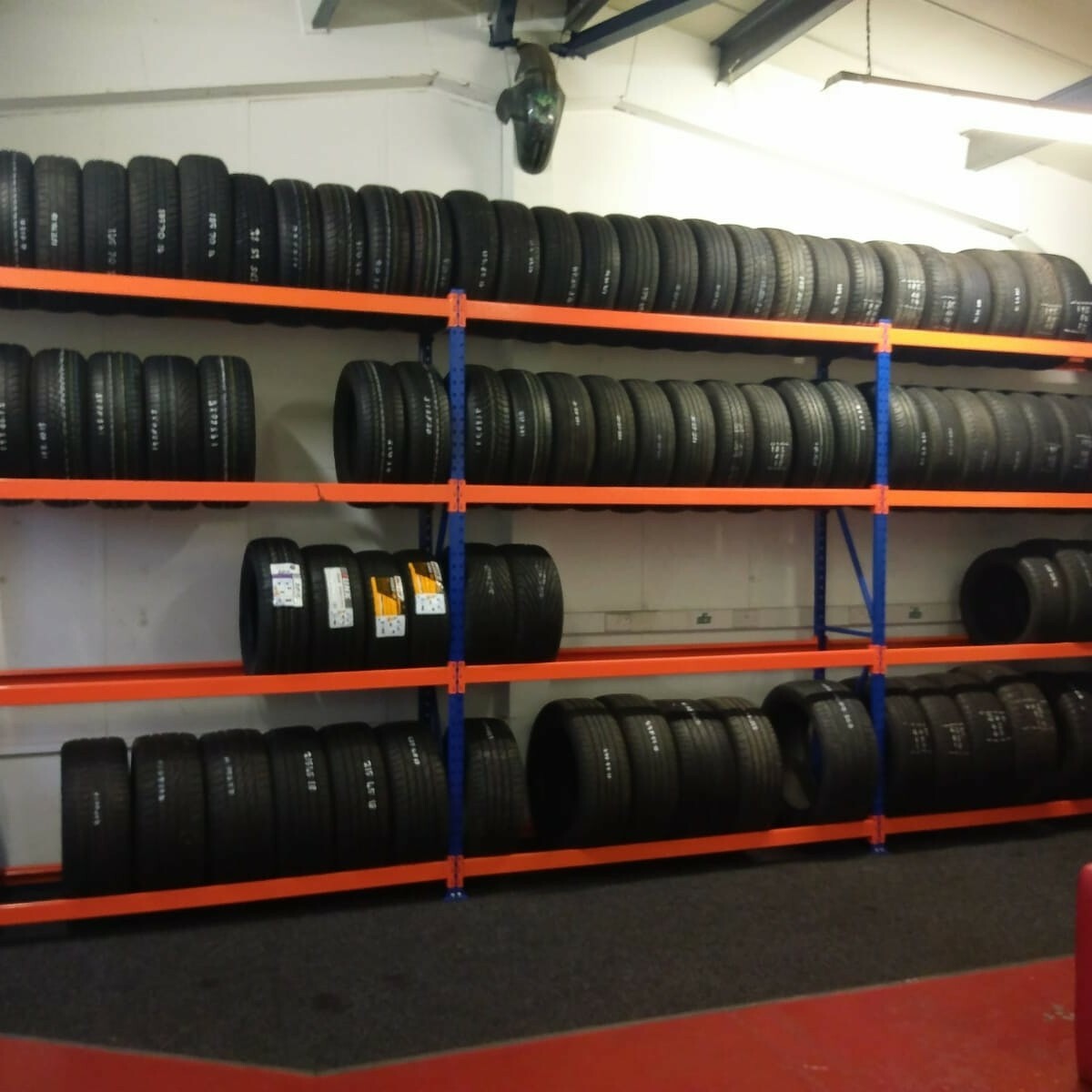 Tyres Racking Shelving 3 Bays = (x4 Uprights = 2.5m x 500mm) + (x24 ...