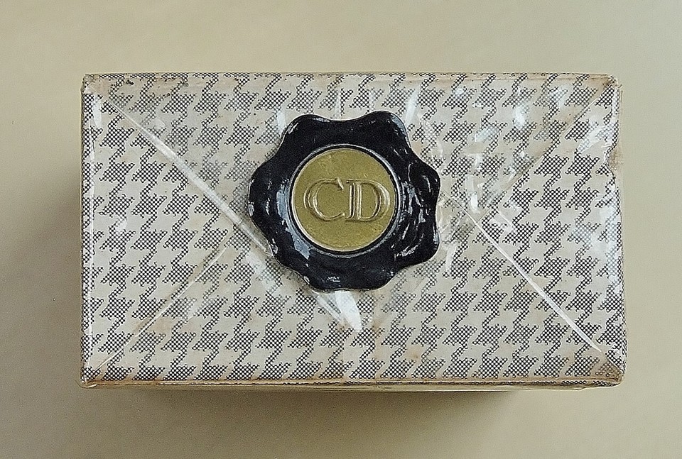 Vtg * DIORAMA by CHRISTIAN DIOR * 4 oz~120 g POUDRE DE TALC/TALC POWDER ...