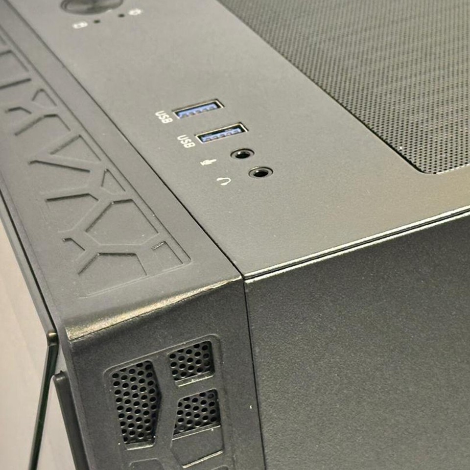 iBUYPOWER Gaming PC Desktop Case ( Case only ) Brand New ** LOCAL ...