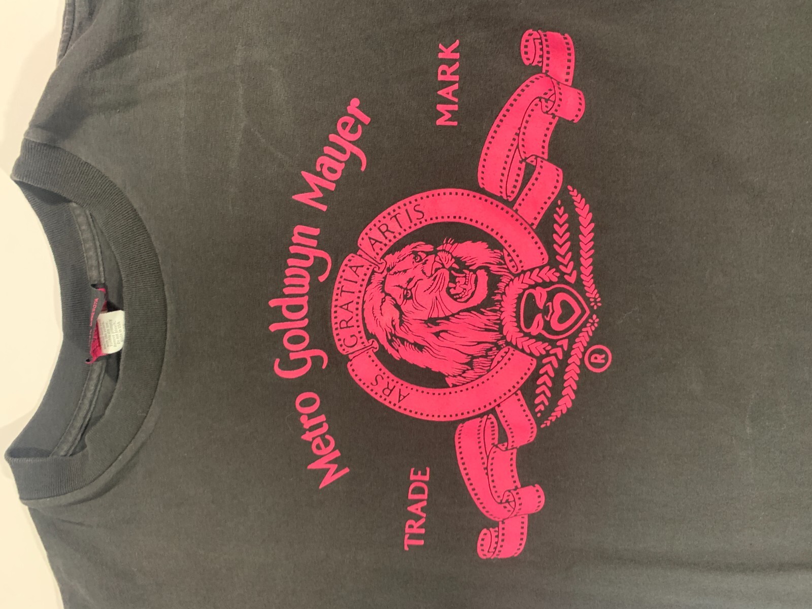 MGM Metro Goldwyn Mayer Trade Mark logo t-shirt (Unis… - Gem