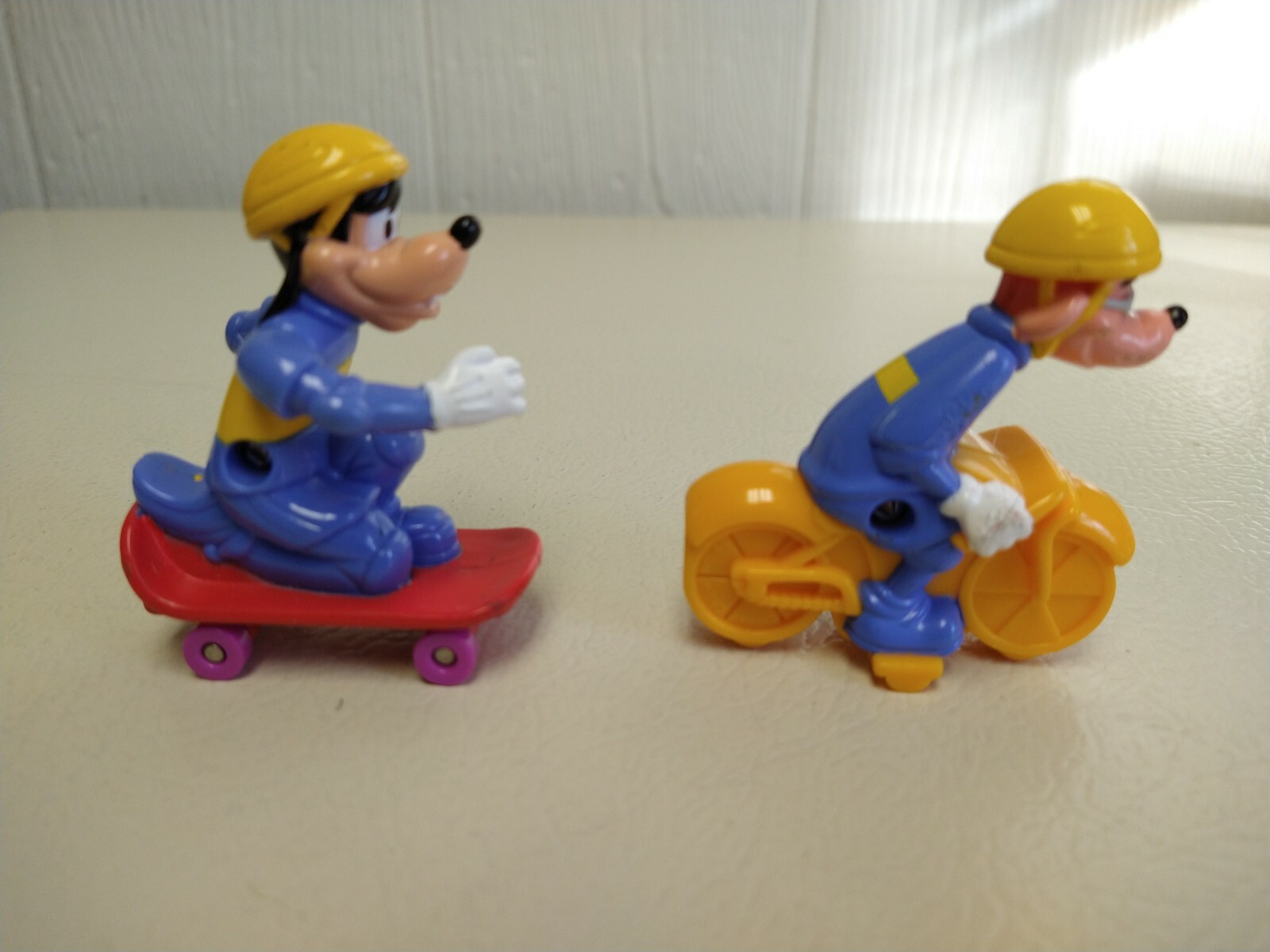 Vintage McDonalds Disney Goofey On Skateboard + Goofy on motorcycle. 01 ...