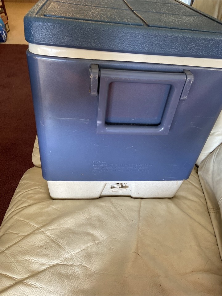 Vintage 1980 Coleman Steel Belted 54 Qt Blue Cooler Chest W/ Old ...