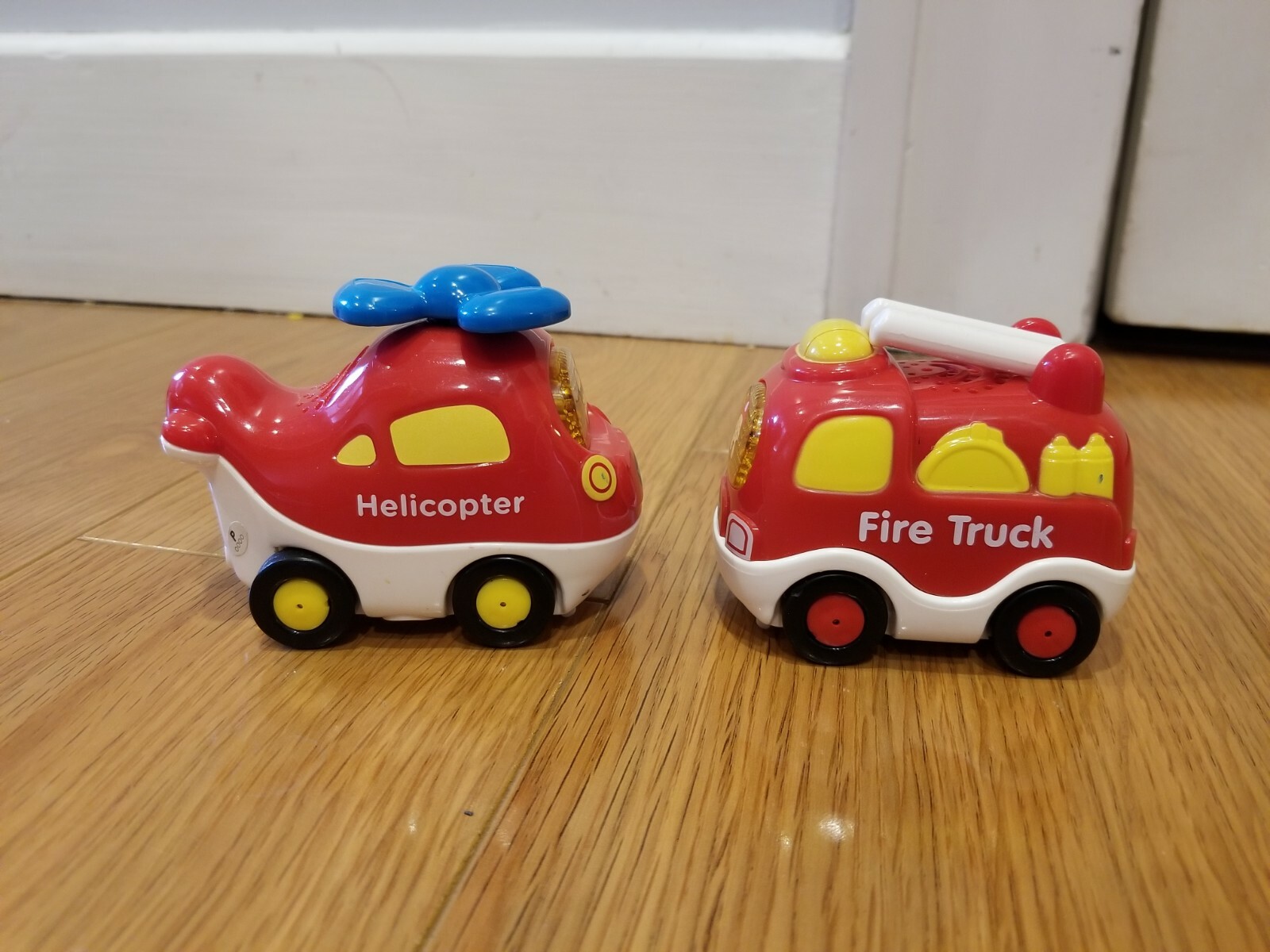 VTech Go Go Smart Wheels - Helicopter, Fire Truck with Lights & Sounds ...