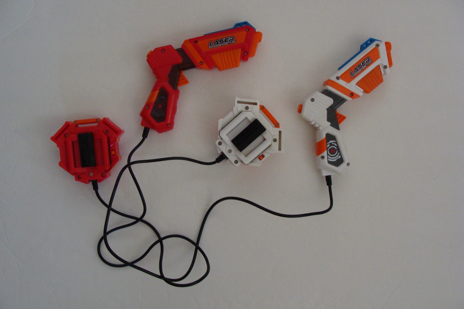 Lot of 2 Laser Challenge Pro Laser Tag Guns and Targets by Jakks 2008 ...