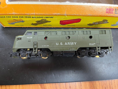 Cox US Army HO Locomotive and 4 cars, excellent condition with boxes ...