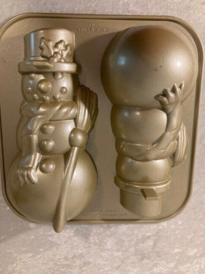 Nordic Ware 3-D Snowman Cake Pan Bakeware 11.5" High 10 Cups Williams ...