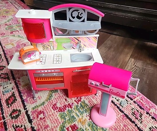 Barbie Kitchen Play Set, Toaster, and BBQ Grill | eBay