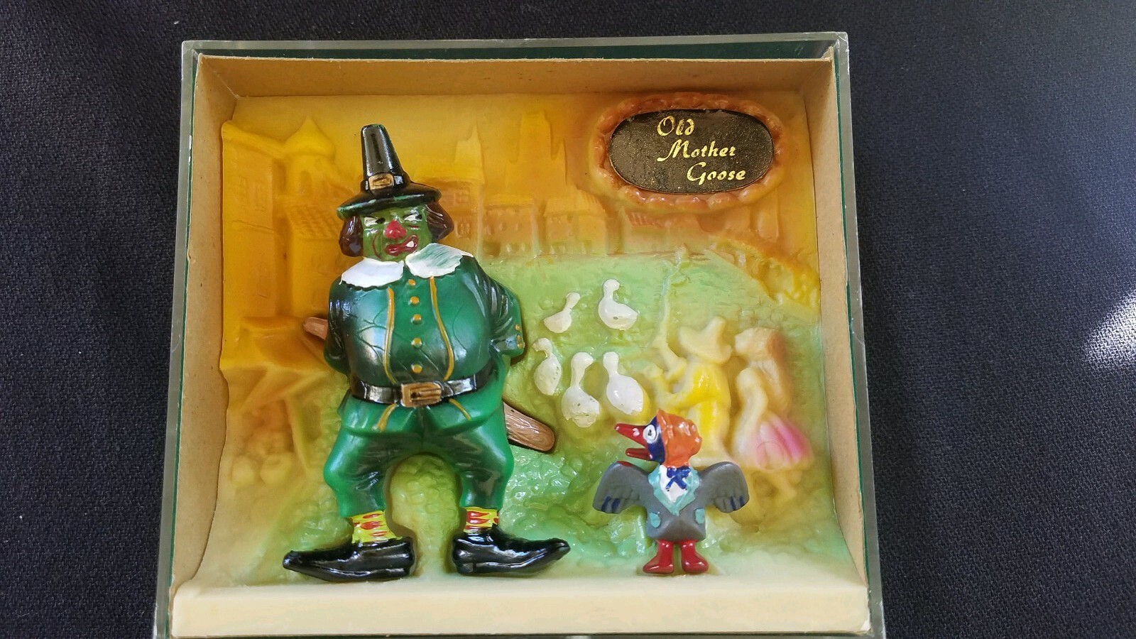 Nursery Rhyme Doll Diorama Vintage Sarco Hong Kong Old Mother Goose Toy ...