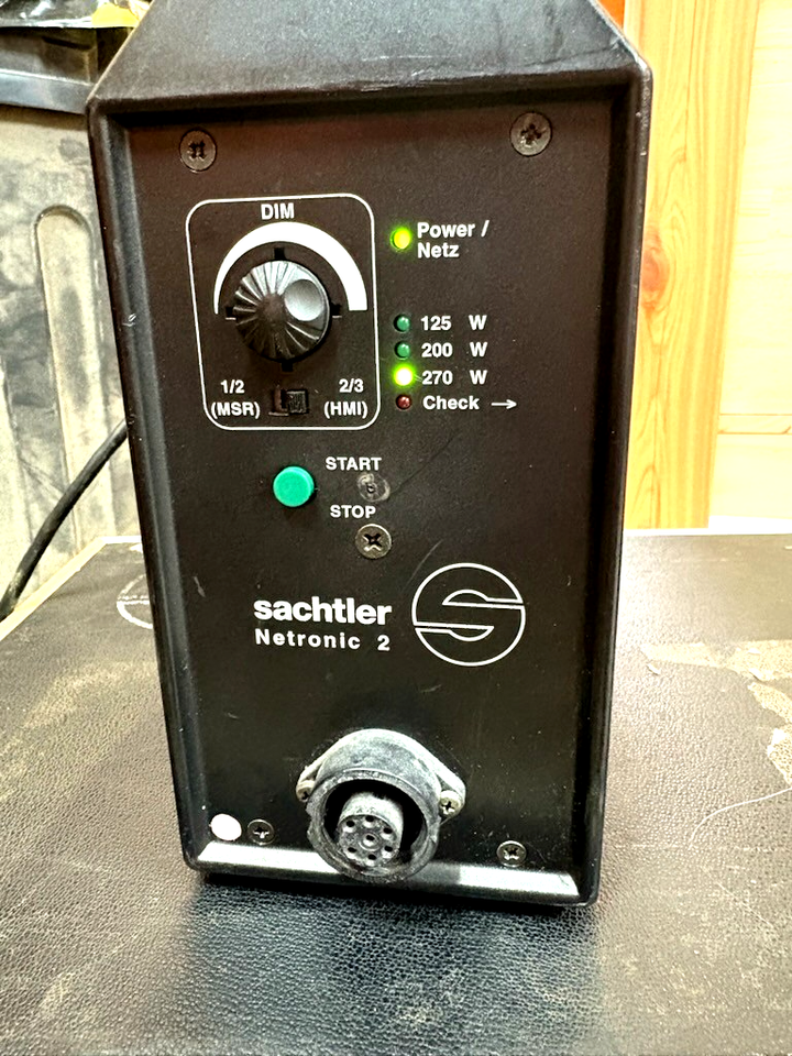 Sachtler Reporter R270 HMI Light With Electronic Ballast Filters & Barn ...