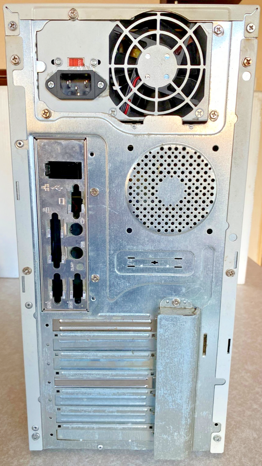 Sleeper Build Beige Cream Blue Mid Tower ATX Retro Vintage PC Case and ...