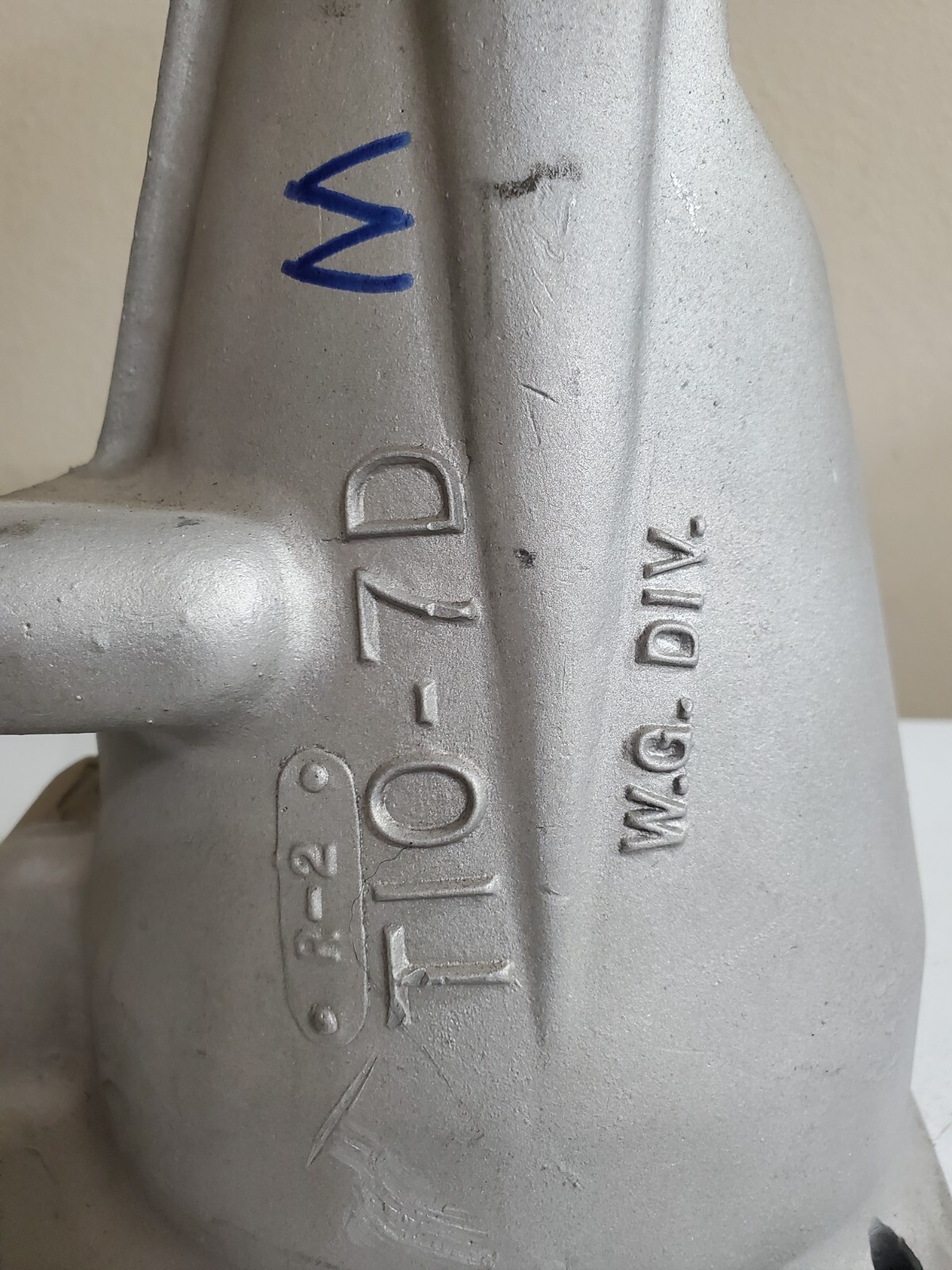 WG DIV T10-7D Tail Housing For BorgWarner Transmission Chevrolet ...