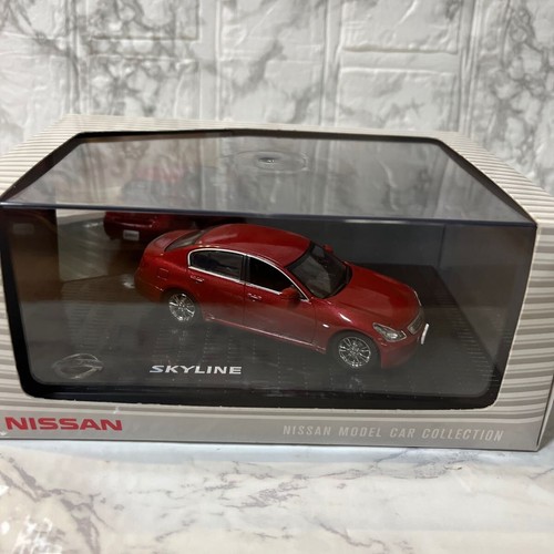 1/43 Nissan Skyline Coupe V36 Dealer Custom Color Sample Model Red ...