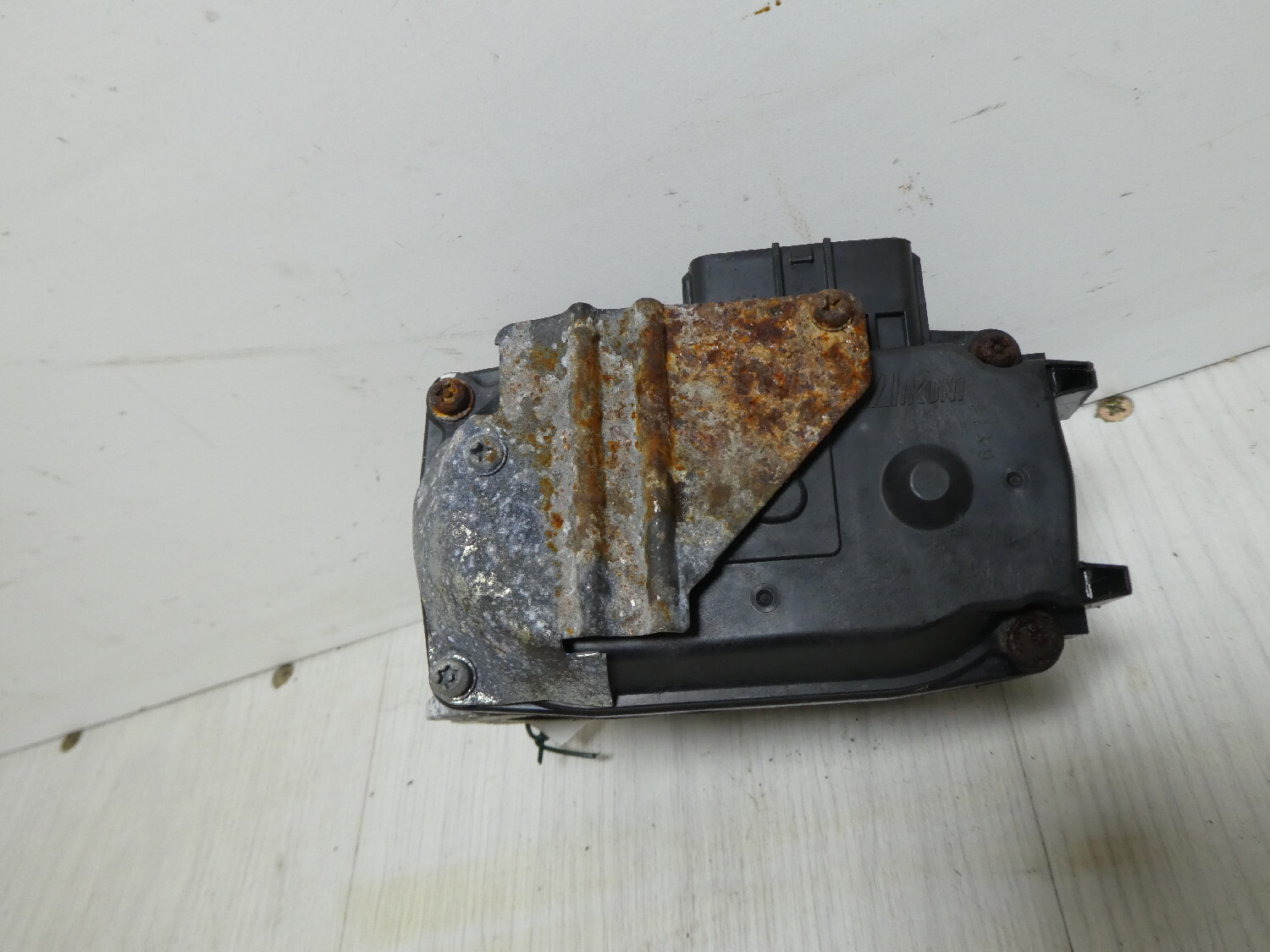 Mitsubishi Outlander 2.0 Hybrid PHEV 2015-19 Throttle Body 1450A195 ...