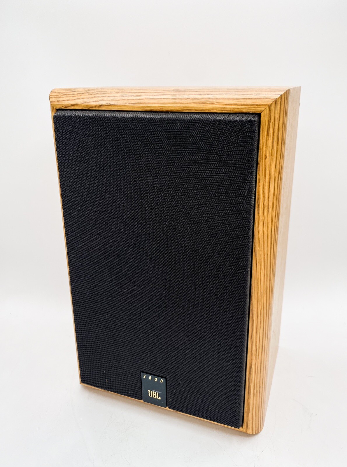 JBL 2500 Bookshelf Speaker Oak Wood Finish With Cover - ONE SPEAKER ...