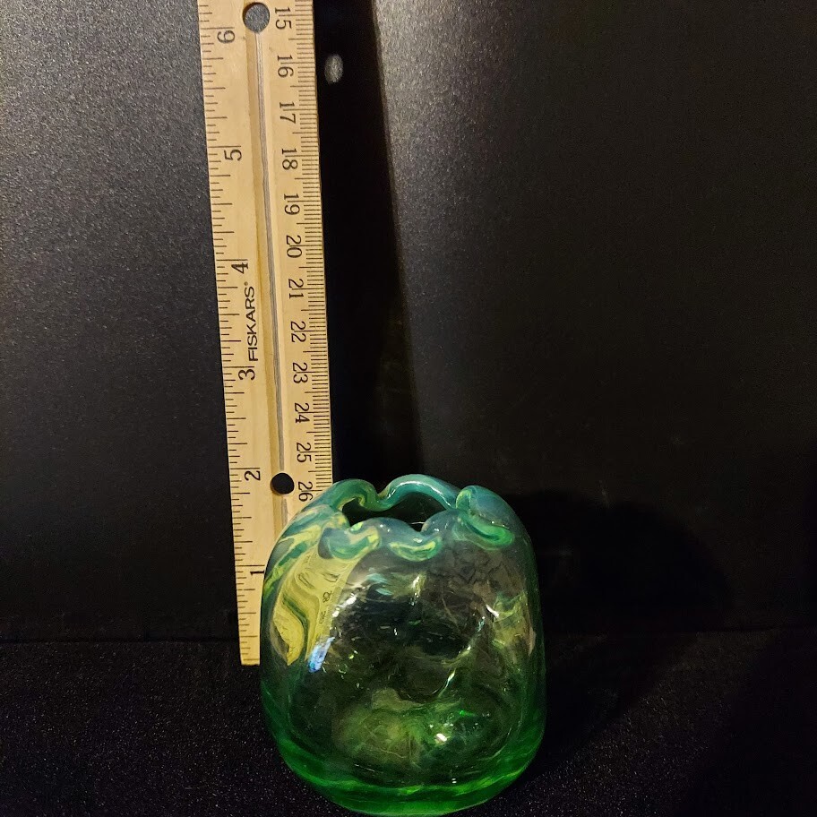 Uranium Green Depression Green Glass Cube Vase | eBay