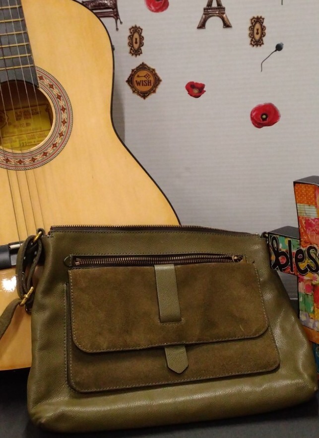 Hunter Green Suede Leather Fossil Purse - Gem