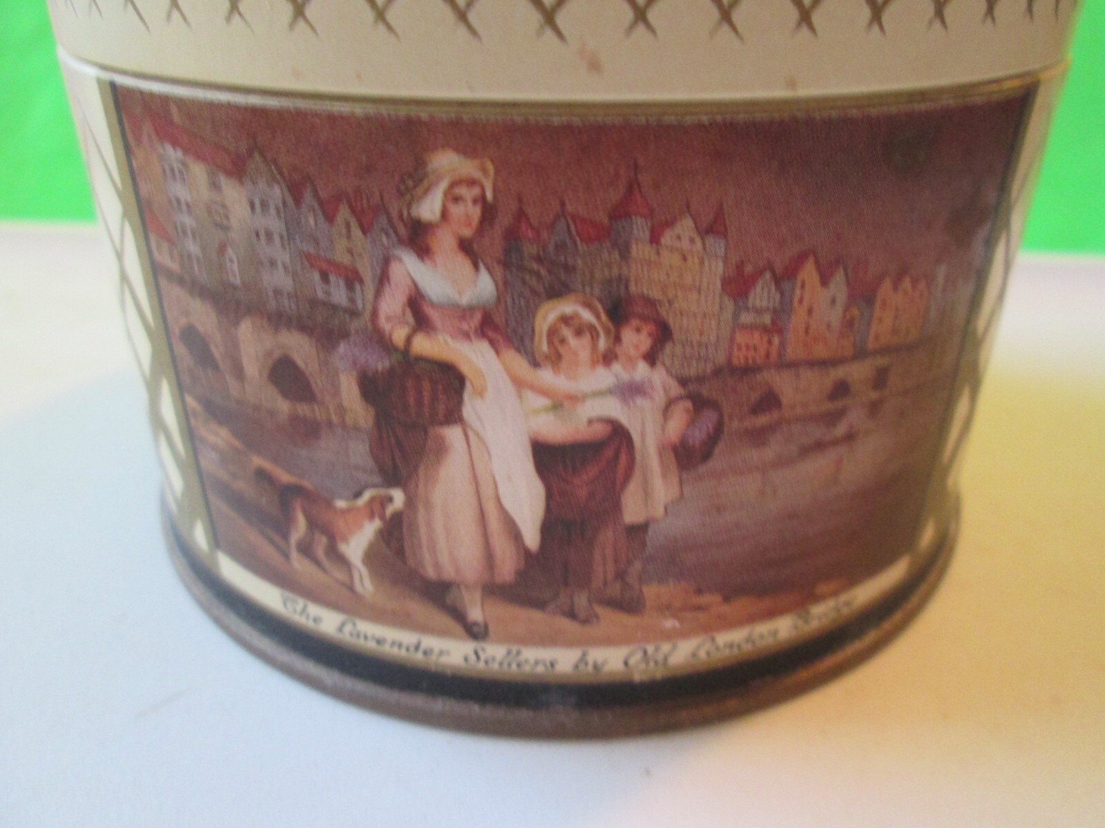 Vintage Dusting Powder By Yardley CARDBOARD empty Container OLD LONDON ...