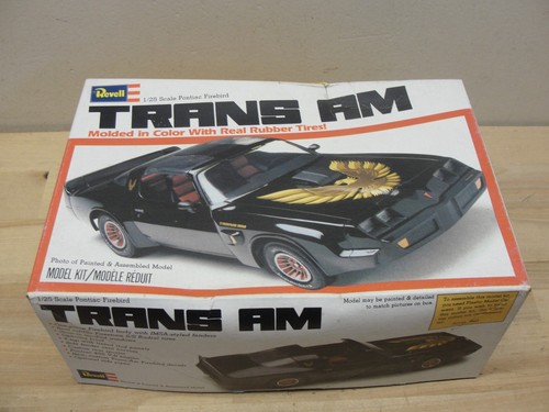 * VINTAGE REVELL 1979 PONTIAC FIREBIRD TRANS AM 1:25 SCALE MODEL KIT ...