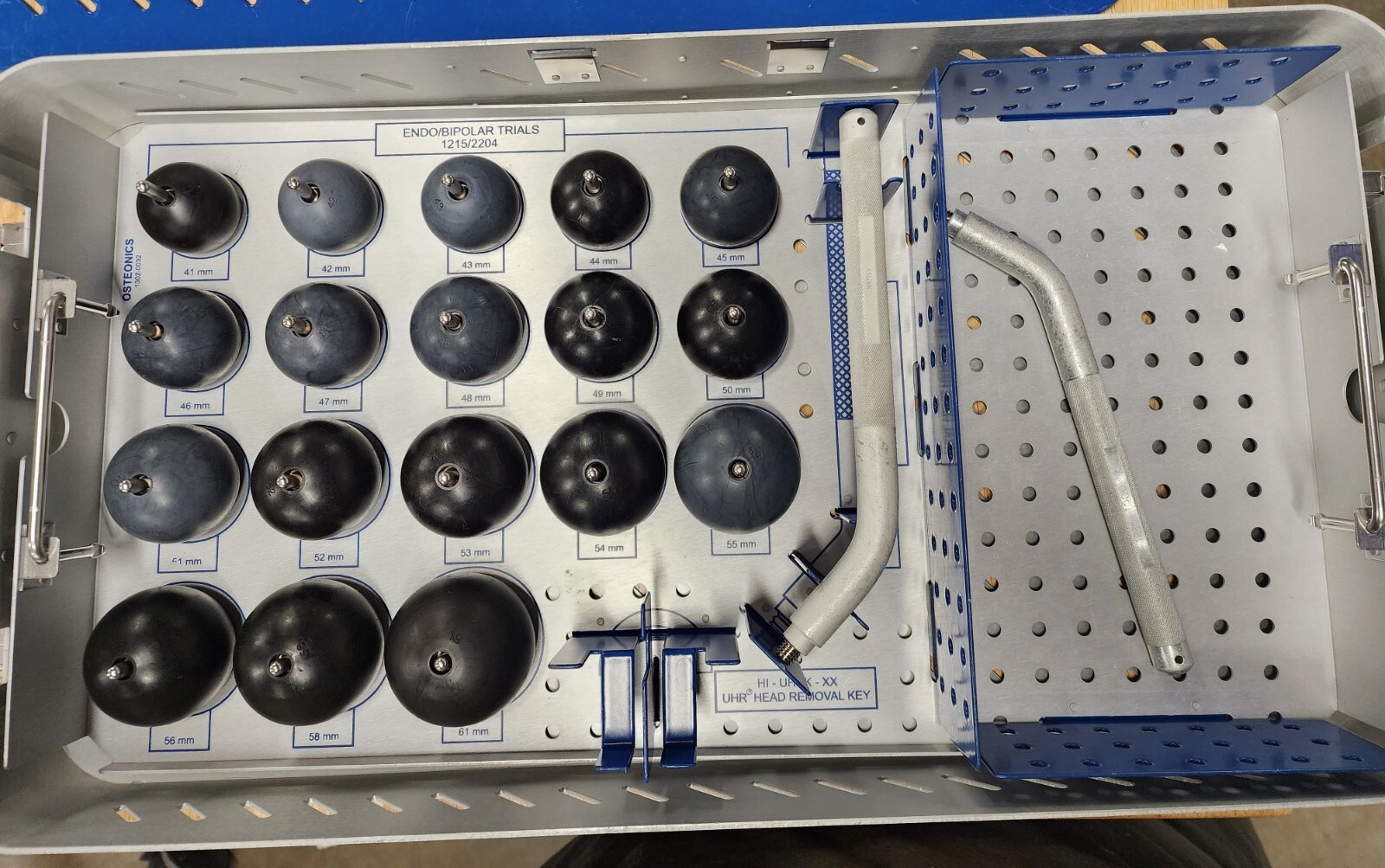 Osteonics 20pc Trials set W/Autoclave Tray | eBay