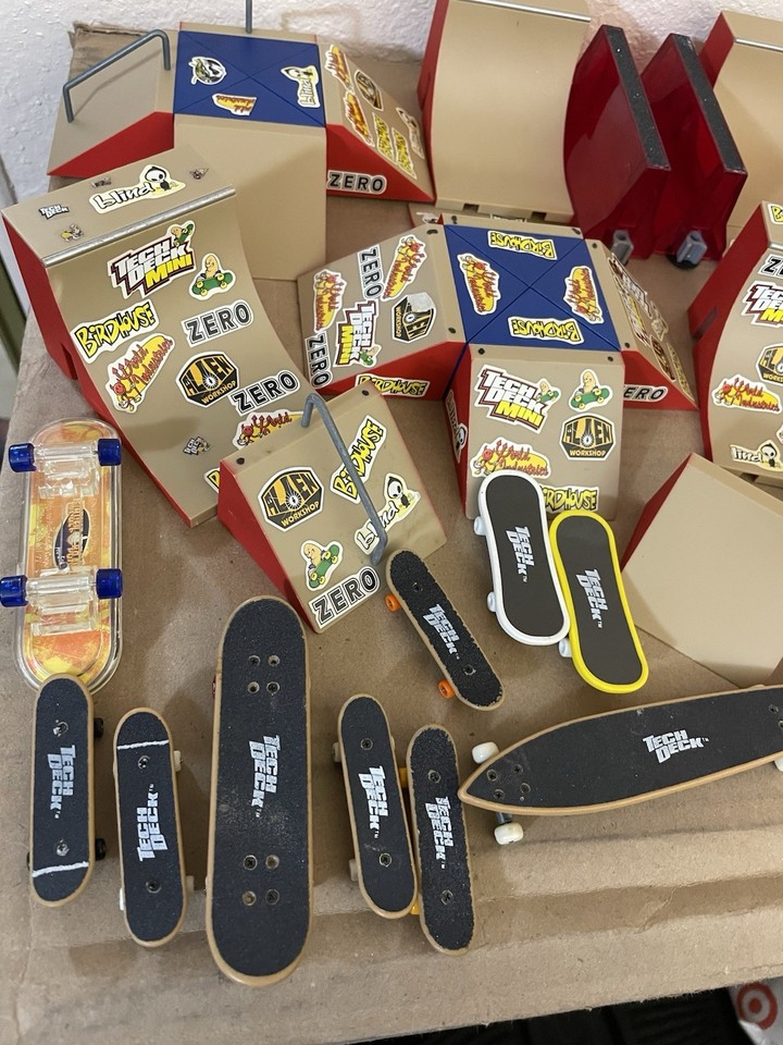 Tech Deck Vintage Fingerboard Lot Of 14 Tech Decks Regular , Minis And ...