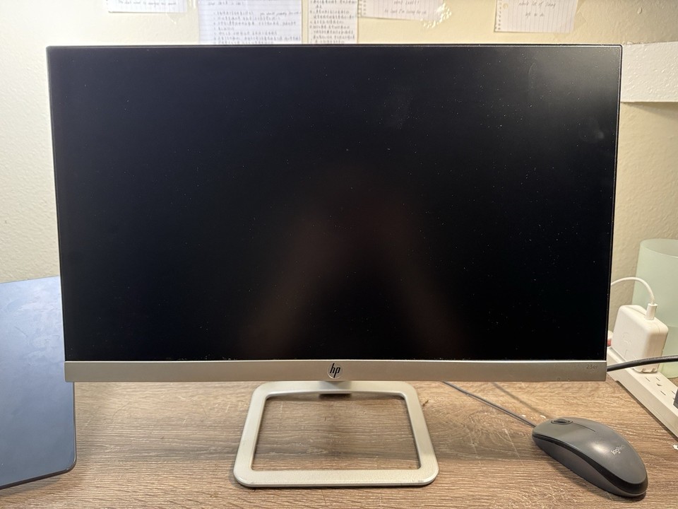 HP 23er 1920 x 1080P FHD IPS 2k Monitor White Very New with Power cord ...