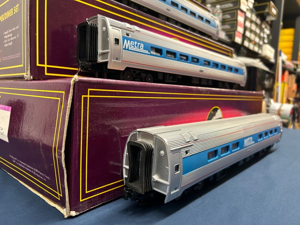Mth Metra Amfleet 4-Car Passenger Set 20-6520 | eBay