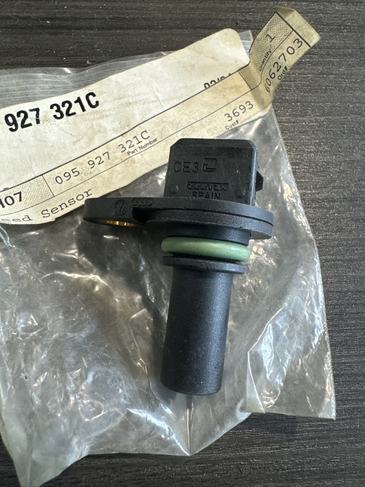 NOS OEM 93- 03 Vehicle Speed Sensor VSS Audi VW Volkswagen 095 927 321c ...