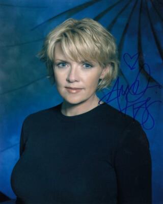 Amanda Tapping STARGATE SG-1 SIGNED AUTOGRAPHED 10" X 8" REPRO PHOTO ...