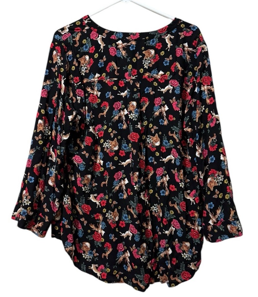 Philosophy Women Size 1X Popover Tunic Black Floral Bunny Fox Deer ...