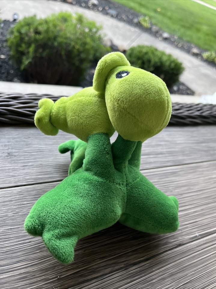 Plants vs Zombies PvZ Plush Triple PEA Peashooter. Nice! | eBay