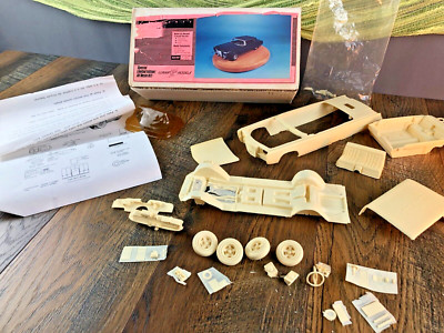 Vintage "Lunar Models" UNBUILT GREEN HORNET BLACK BEAUTY RESIN KIT ...