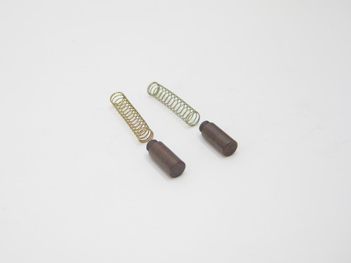 (1 Pair) Shouldered Brushes with Springs for American Flyer Steam ...
