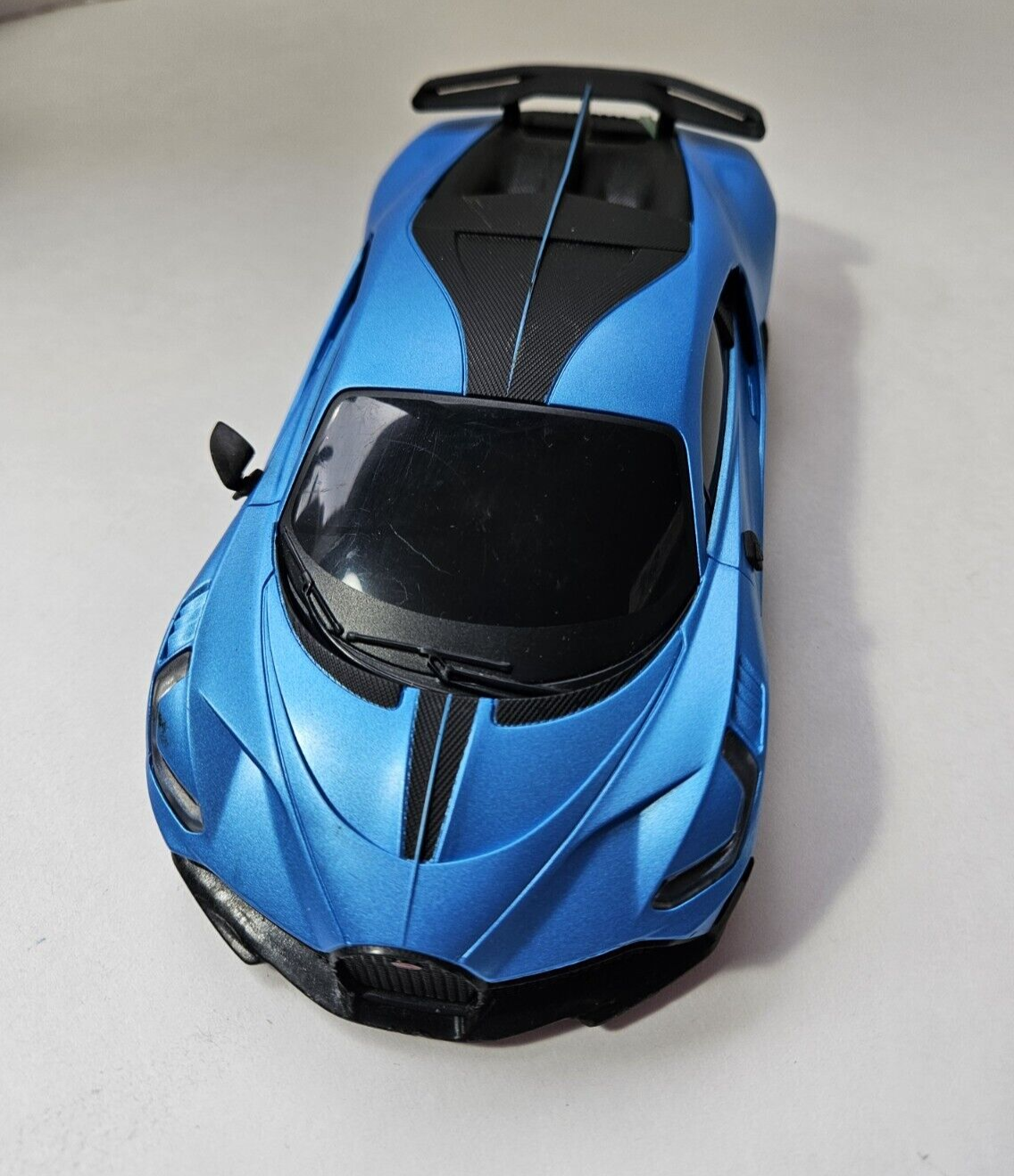 Bugatti Remote Control Car 1:24 Officially Licensed Bugatti Divo no ...