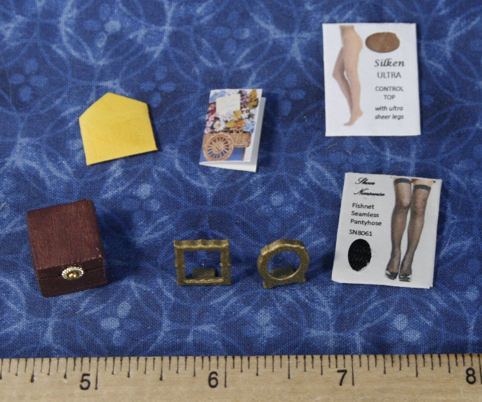 Value LOT Dollhouse Miniature Woman lovely Boudoir Dressing Room items ...