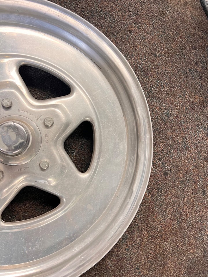 (2) 17x2.25 Weld ProStar Skinny Front Runners Drag Race spindle mount ...