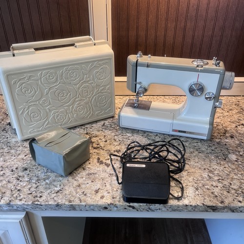 Vintage Sears Kenmore 158.10400 1040 Portable Sewing Machine Case Foot ...
