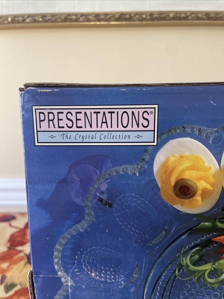 VINTAGE INDIANA GLASS PRESENTATIONS Deviled Egg Plate/Plate/Dish ...