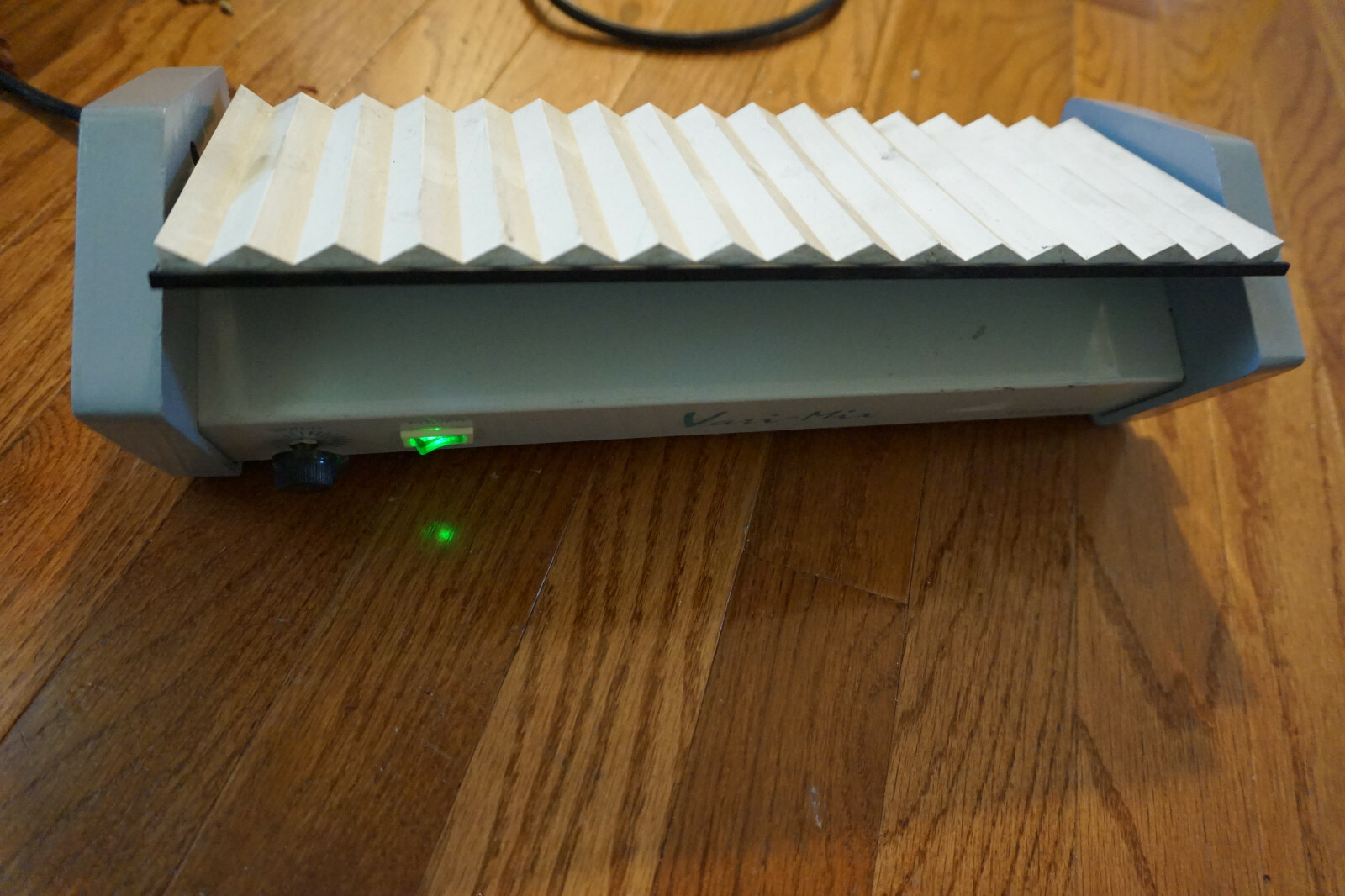 Thermolyne nutator vari-mix shaker microplate mixer plate plates ...