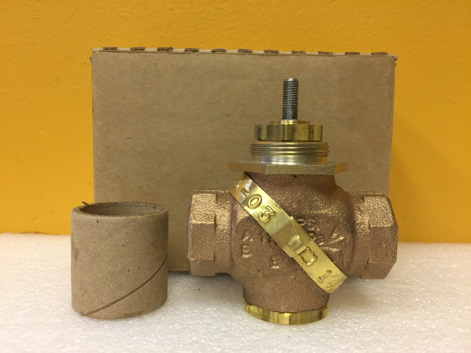 Schneider VB-7223-0-4-3 1/2" Reduced Port, 2 Way, Stem Up, Valve Body ...