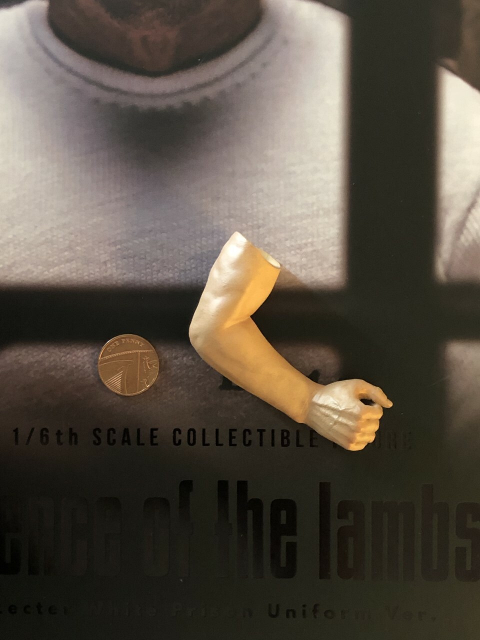 BLITZWAY Hannibal Lecter White Prison Ver Baton Arm loose 1/6th scale ...