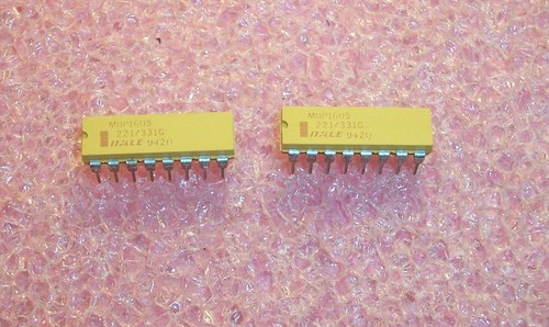 QTY (25) 220 Ohm 330 Ohm 16 PIN DIP DUAL RESISTOR NETWORKS MDP1605-221 ...