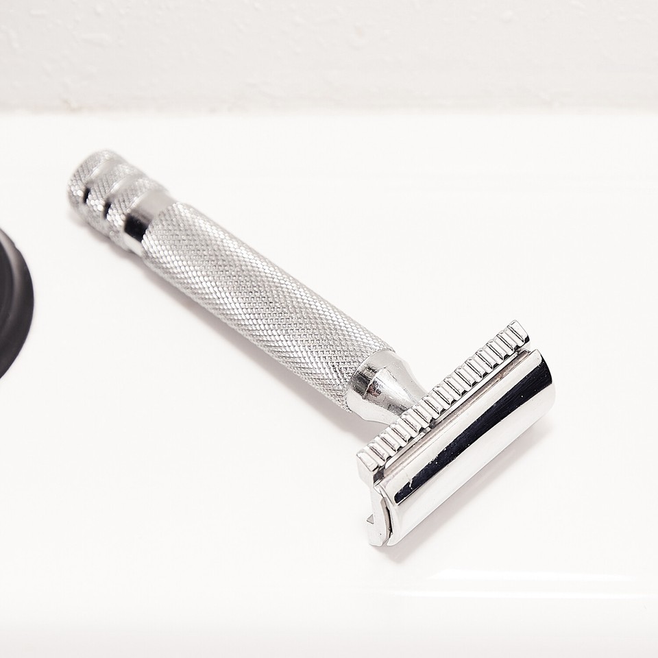 Western Razor Premium Safety Razor, Made in USA, with 5 Refill Blades ...