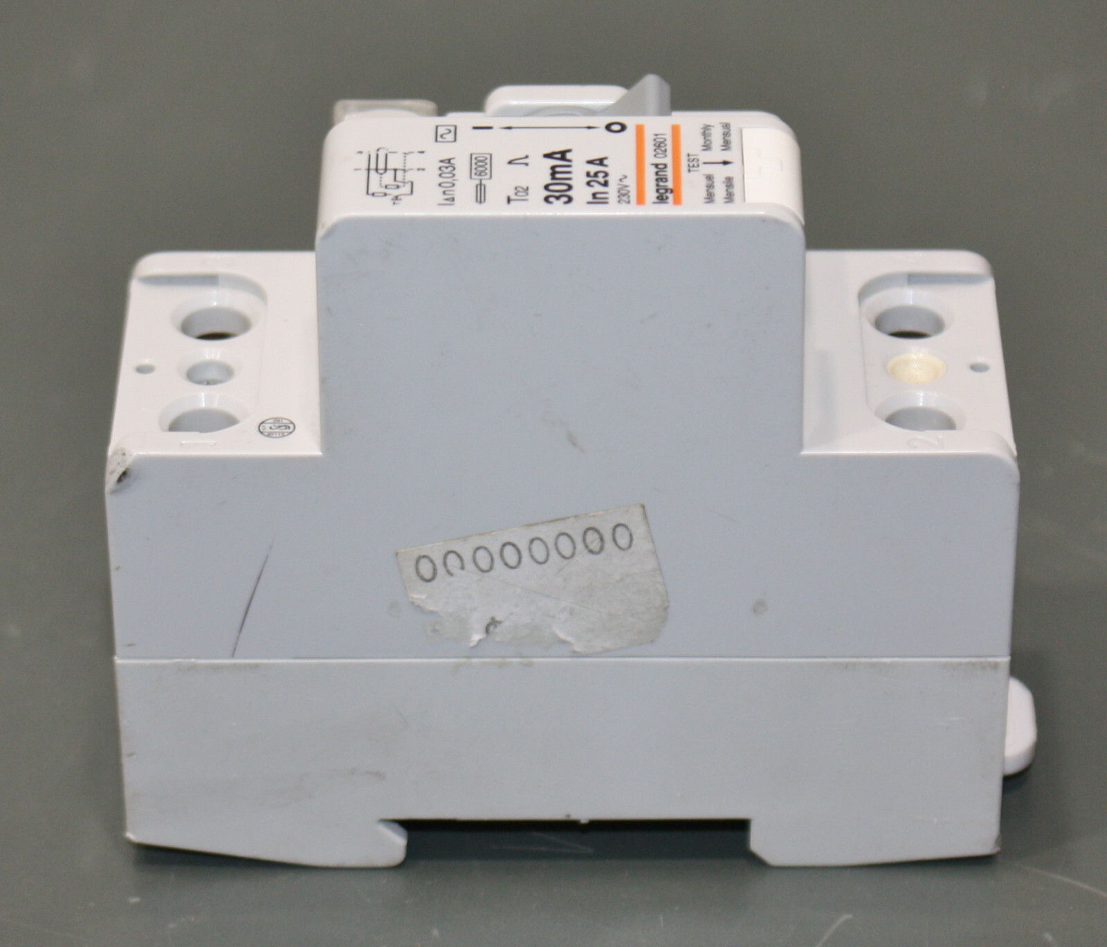 Legrand Circuit Breaker 02601, 25A, 2 Pole, 230V, 30mA, ID RCCB FI RCD ...