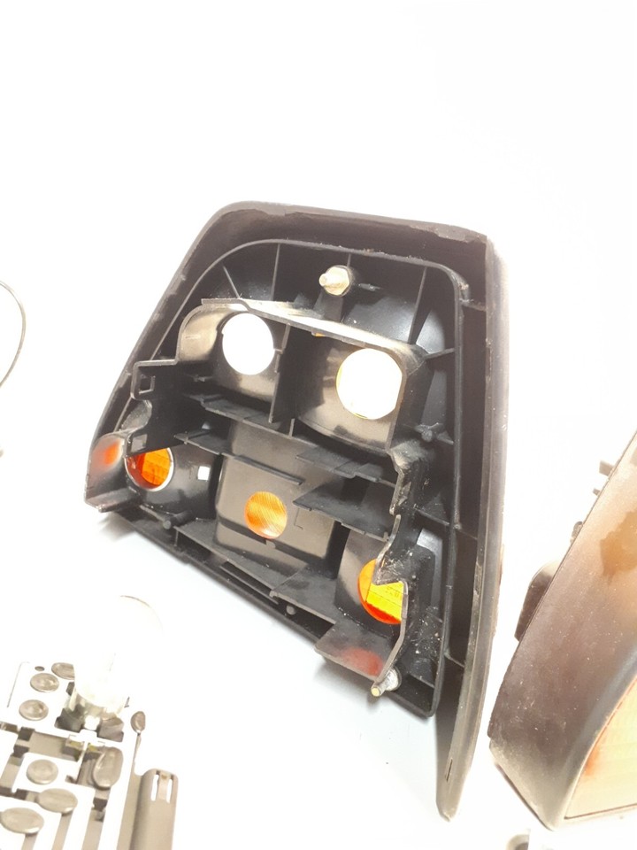 VW Golf MK 2 EU Rückleuchten mit Lampenträger. Taillights with Bulb ...