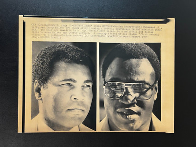 1984 Muhammad Ali & Larry Holmes Court Case Type 3 8.25x11 Original ...