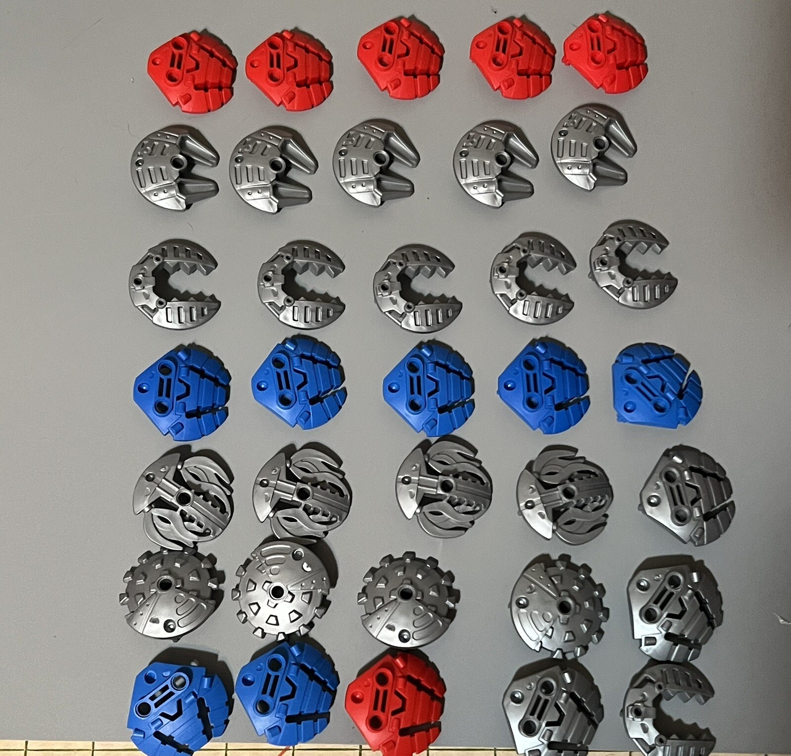 LEGO Bionicle Bohrok Shields Assorted Styles and Colors - Lot of 35 Lot ...