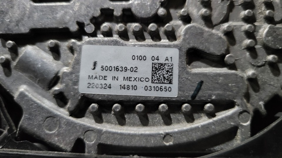 Genuine OEM 2020-2021 Chevrolet Equinox Engine Cooling Fan 85109720 | eBay